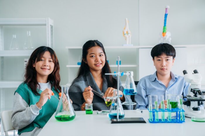 O Level Chemistry Tuition: Why It’s Essential for Academic Excellence - Advo Education Centre